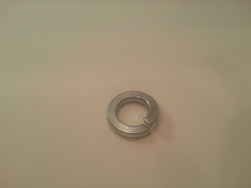 Medium Split Lock Washers - Zinc and Bake On Foremost Fastener Co.